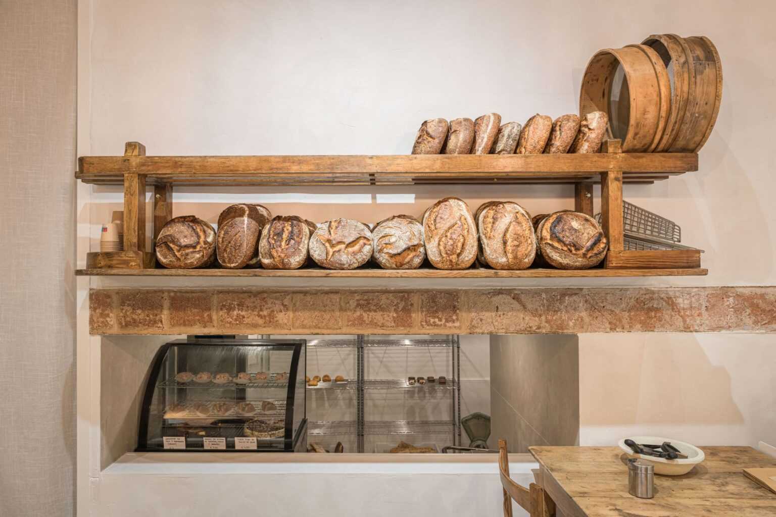 Coush Armó: Bakery de toda la vida in Barcelona’s Gràcia neighborhood ...
